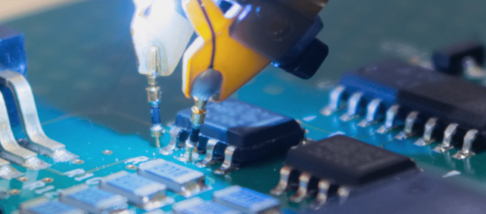 FPGA: Qué es y sus múltiples aplicaciones en la industria